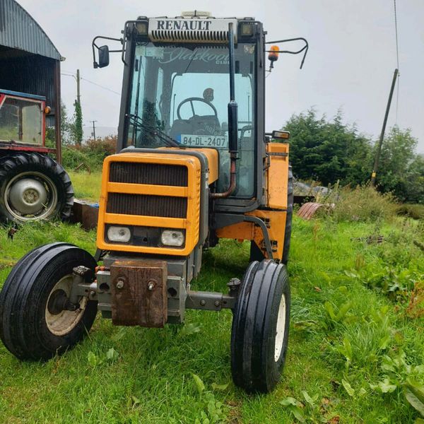 Renault Tractors Ads For Sale in Ireland | DoneDeal