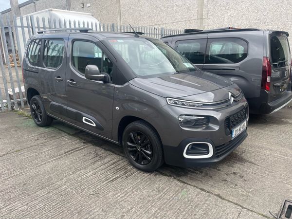 aircrosse-3-phase-compressor Taxi Plates Ads For Sale in Ireland | DoneDeal