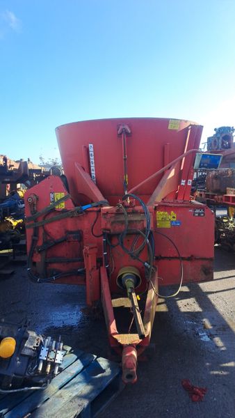 feeders | 40 Tractors Ads For Sale in Ireland | DoneDeal