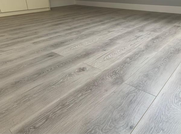 laminate fitting | 142 All Sections Ads For Sale in Ireland | DoneDeal