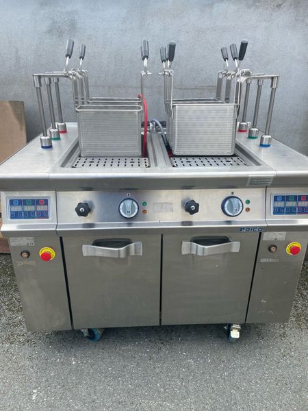 vintage-marble-dressing-table Catering Fittings Ads For Sale in Ireland ...