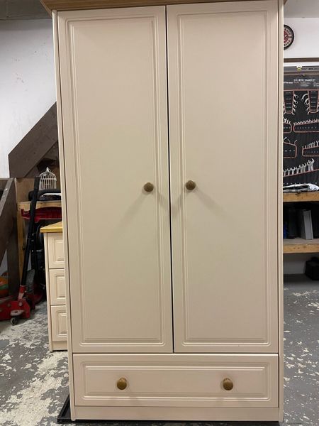 cream wardrobe 26 All Sections Ads For Sale in Ireland DoneDeal