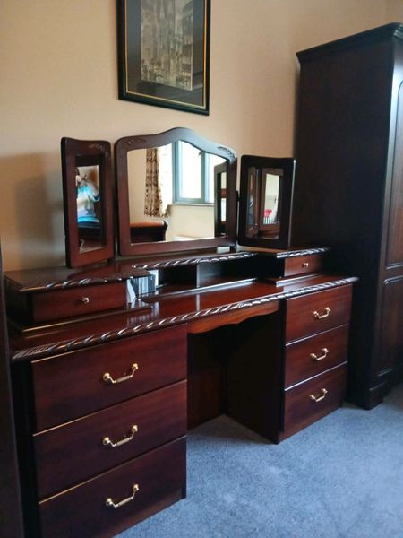 cream dressing table mirror | 234 All Sections Ads For Sale in Ireland ...