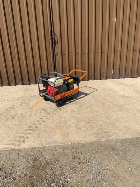 small hands | 9 Ads in Plant Machinery For Sale in Ireland | DoneDeal