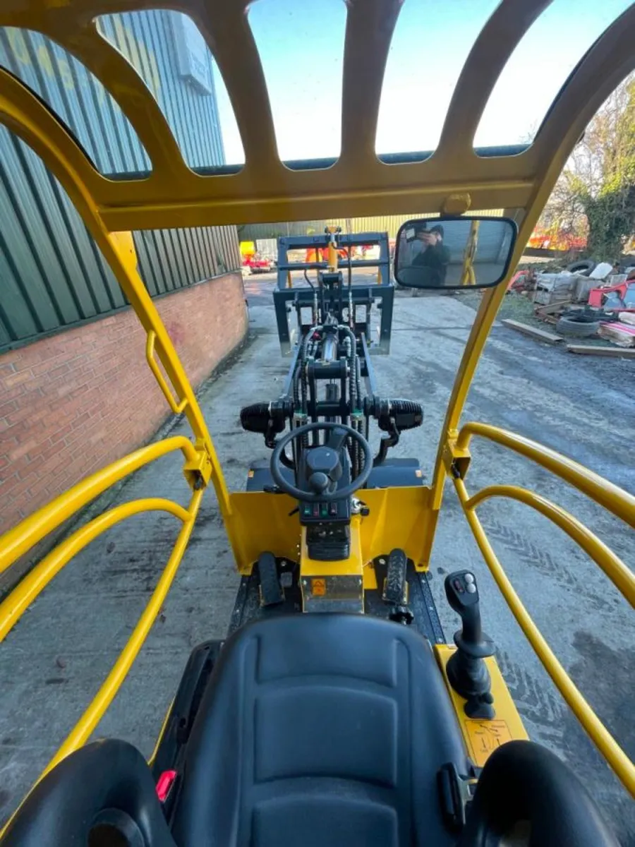Compact Loading Shovel for sale in Co. Kildare for €undefined on DoneDeal