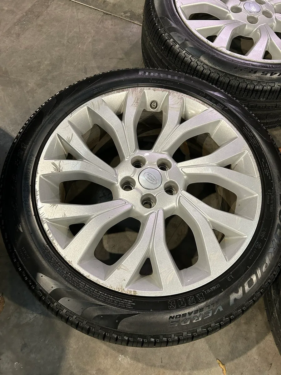 21" Range Rover Wheels for sale in Co. Kildare for €650 on DoneDeal