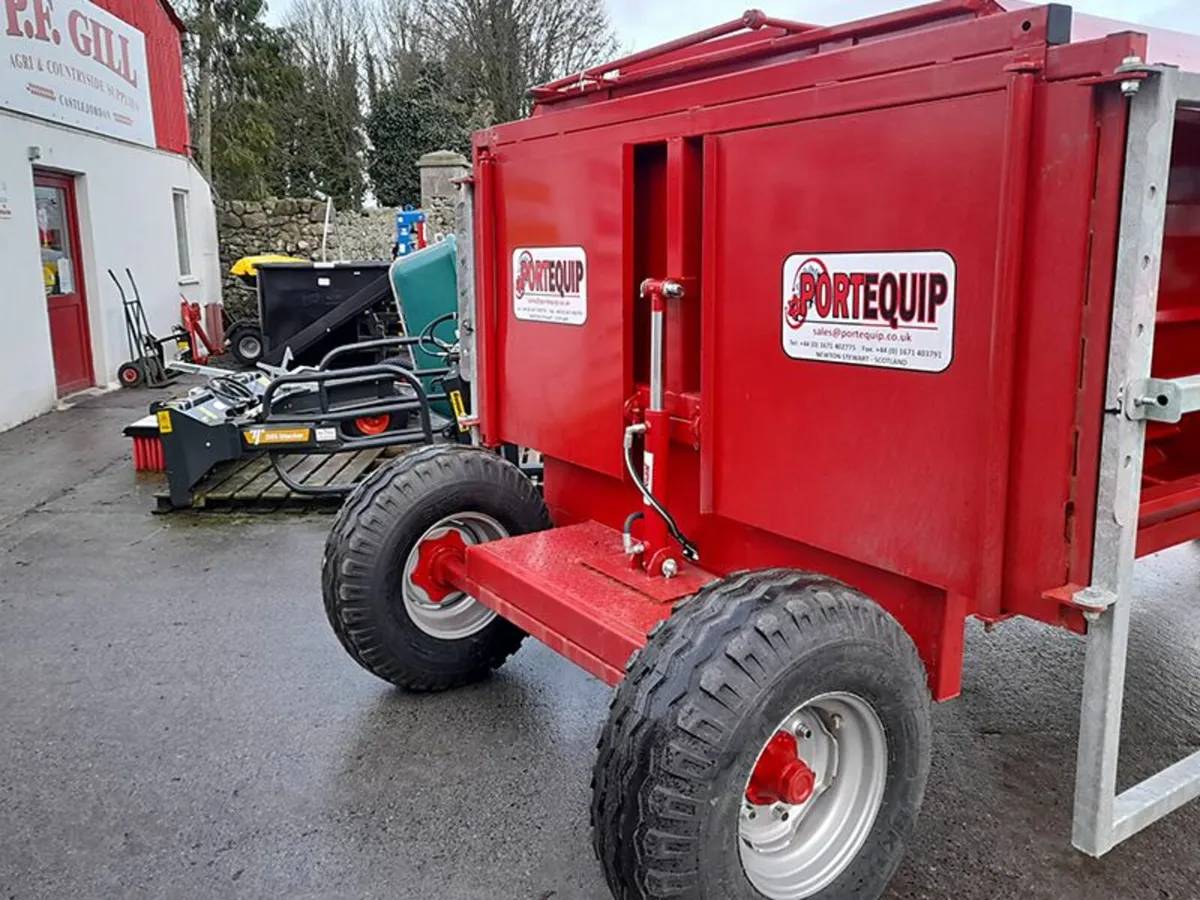 PORTEQUIP CALF CREEP C/W CREEP GATES. XX SALE XXX for sale in Co ...