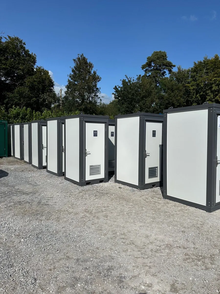 Toilet block for sale in Co. Cork for €40 on DoneDeal