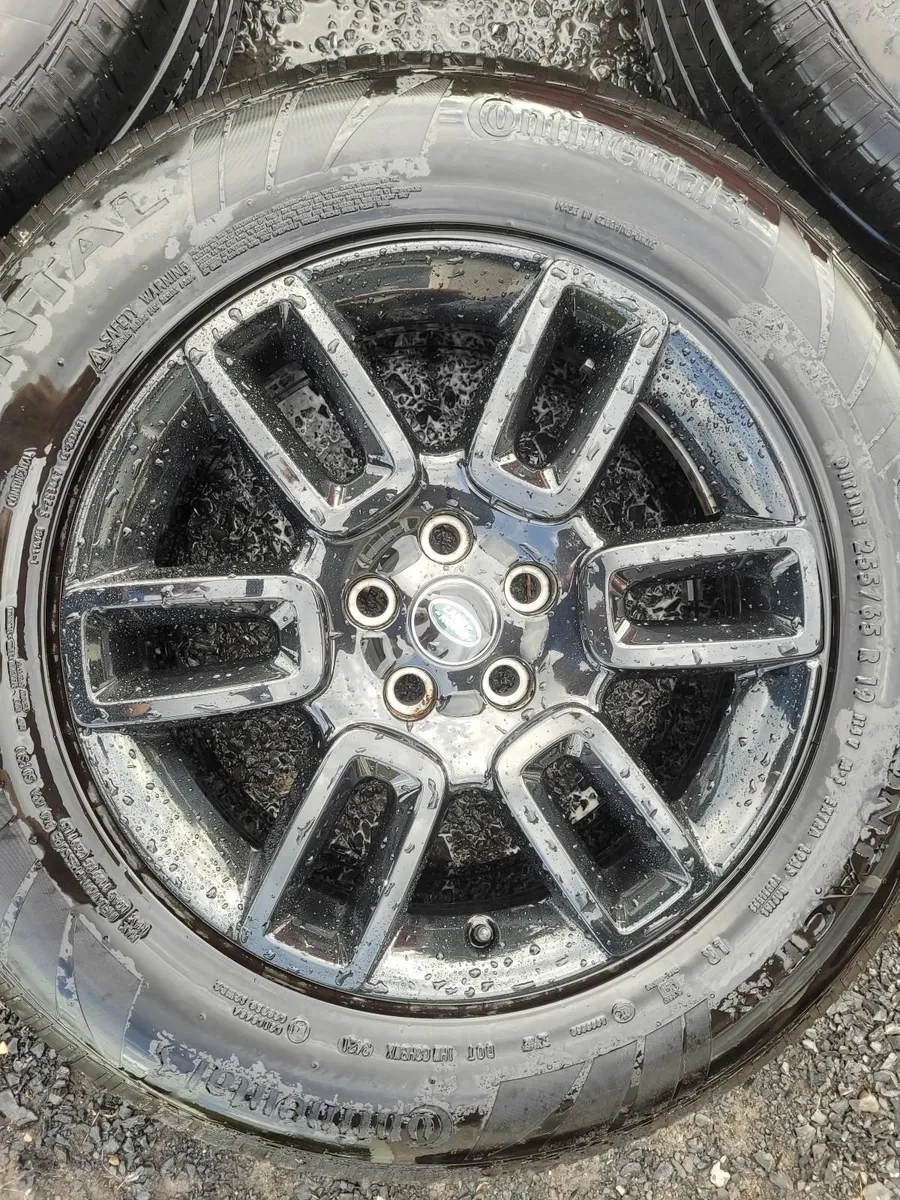 19" Genuine Land Rover Defender Alloys with tyres for sale in Co ...