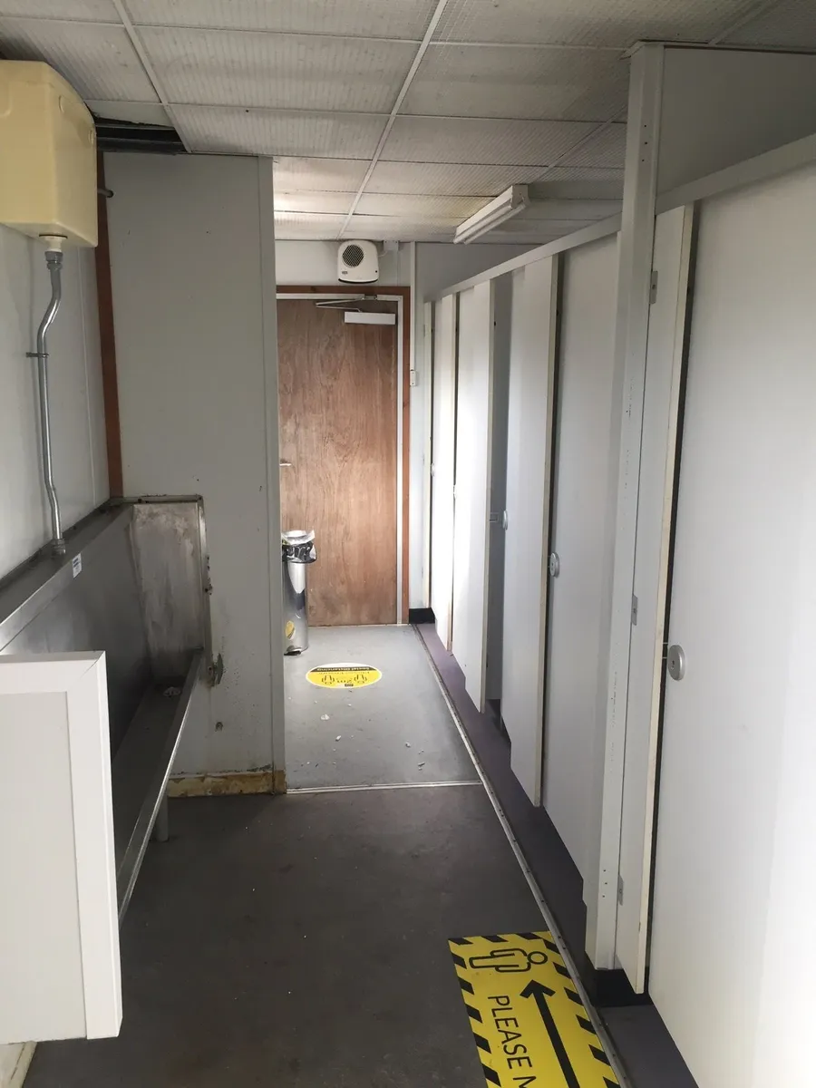 Toilet block for sale in Co. Cork for €3,000 on DoneDeal