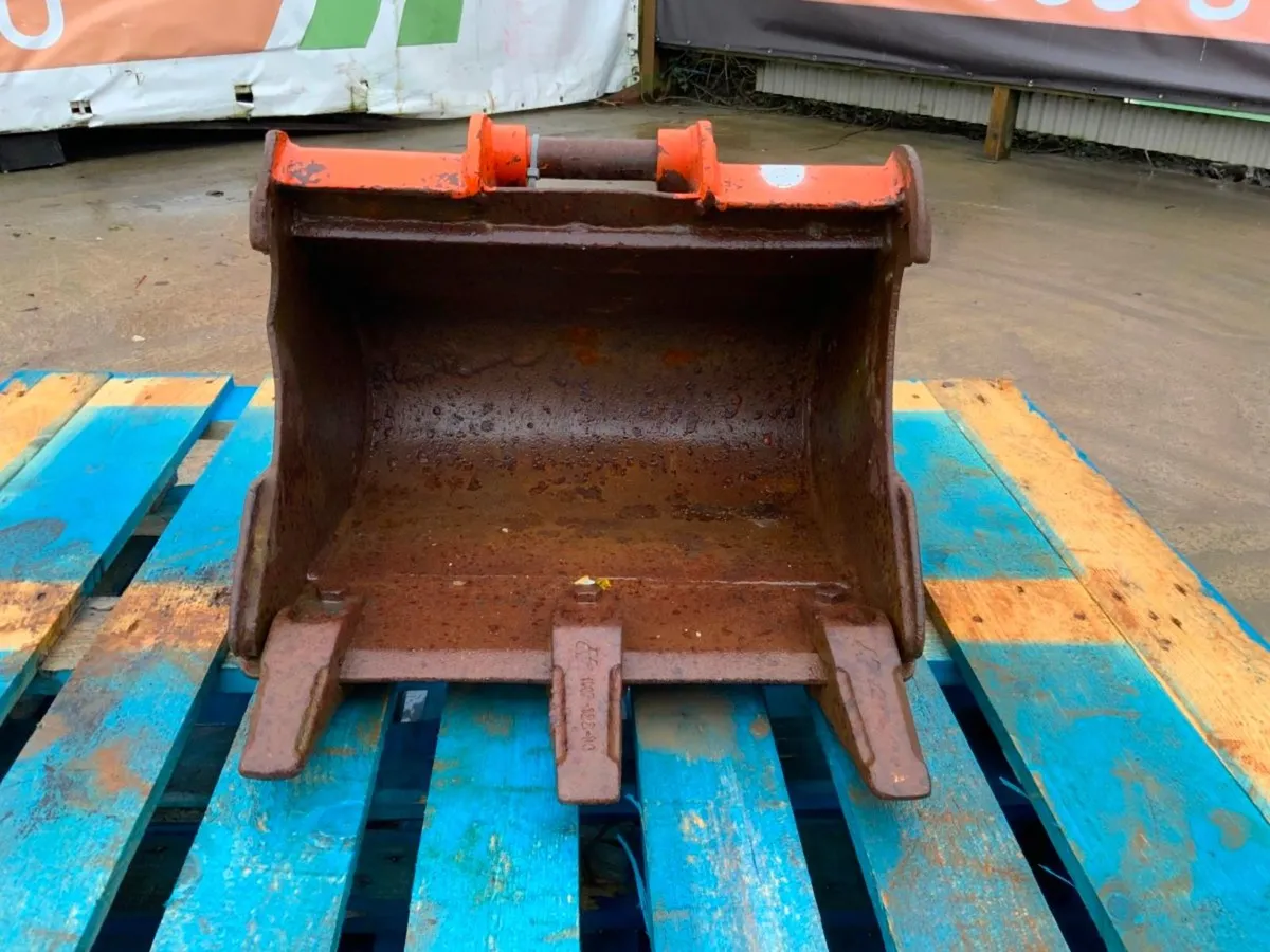 18" MINI DIGGER BUCKET....30mm PINS.......1830 for sale in Co. Louth ...
