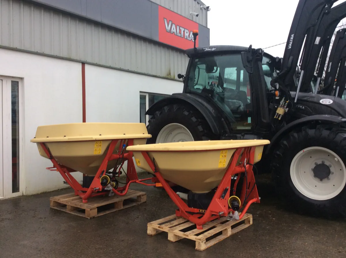 Vicon Fertilizer Spreader for sale in Co. Offaly for €0 on DoneDeal