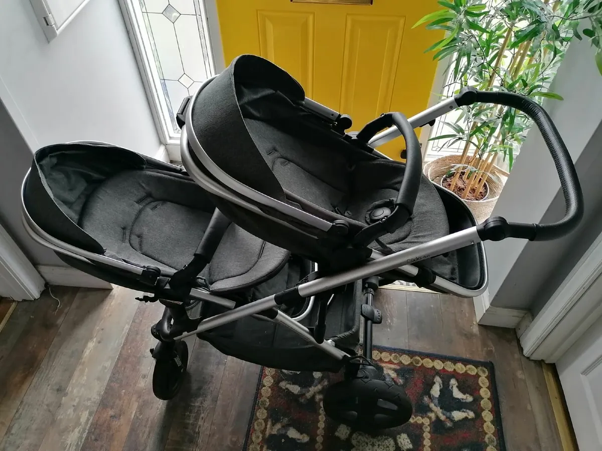 Cupla Duo Twin Buggy & Twin Car Travel System for sale in Co. Limerick ...