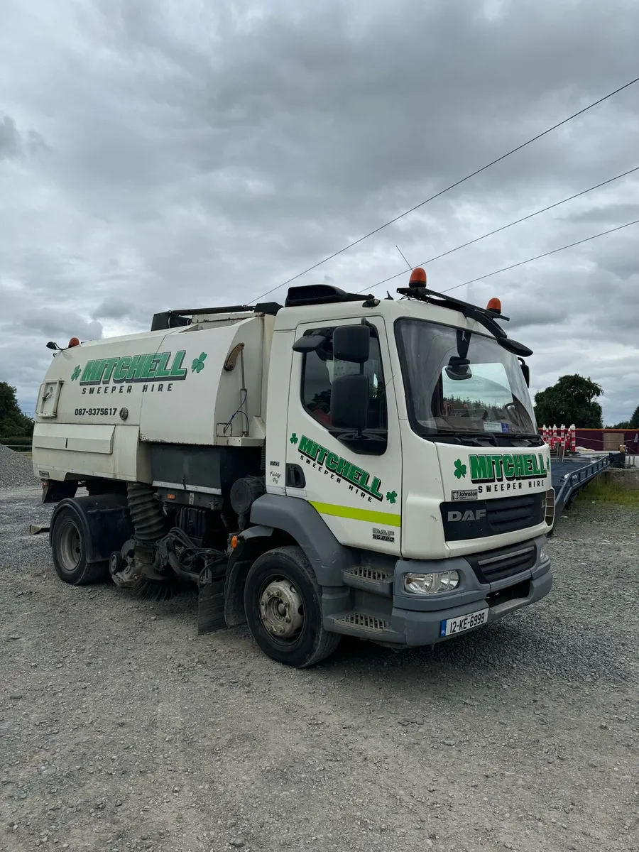 Daf road sweeper for sale in Co. Meath for €25,000 on DoneDeal