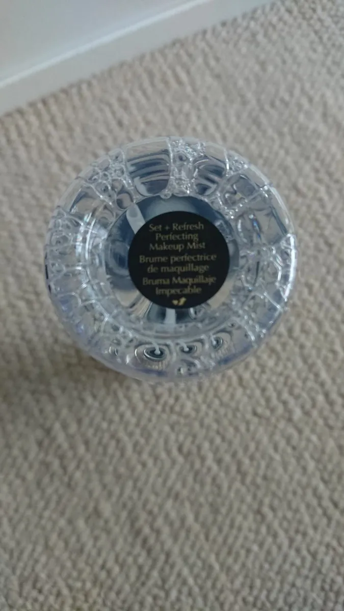 Estee Lauder Perfecting Set + Refresh Makeup Mist for sale in Co ...