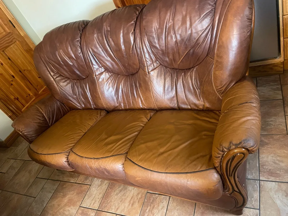 3 piece suite. 3 1 1 for sale in Co. Mayo for 50 on DoneDeal