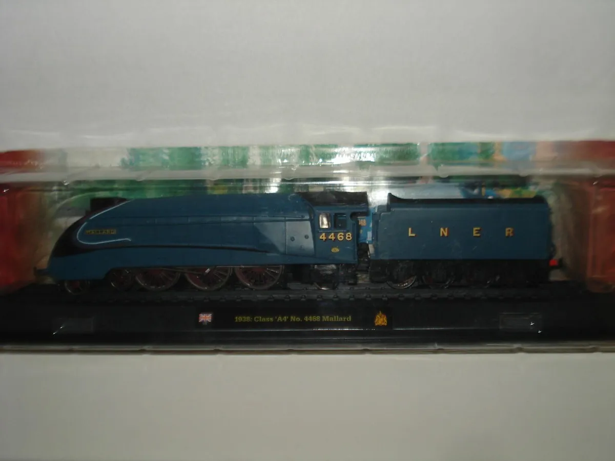 BLUE MALLARD A4 LNER STATIC MODEL TRAIN ENGINE. for sale in Co. Louth ...