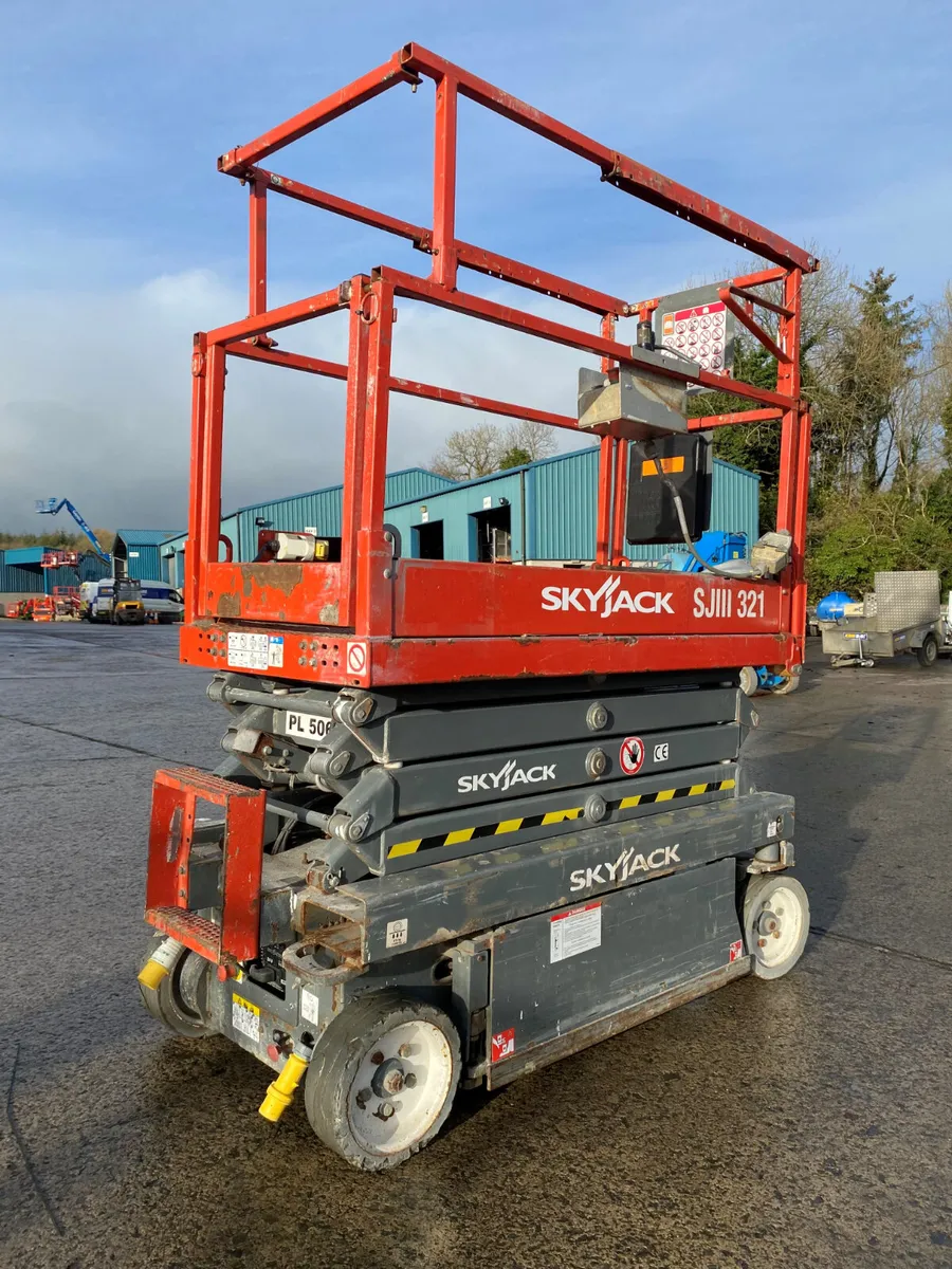 2016 SKYJACK SJ3219 25FT ELECTRIC SCISSOR LIFT for sale in Co. Dublin for €5,400 on DoneDeal
