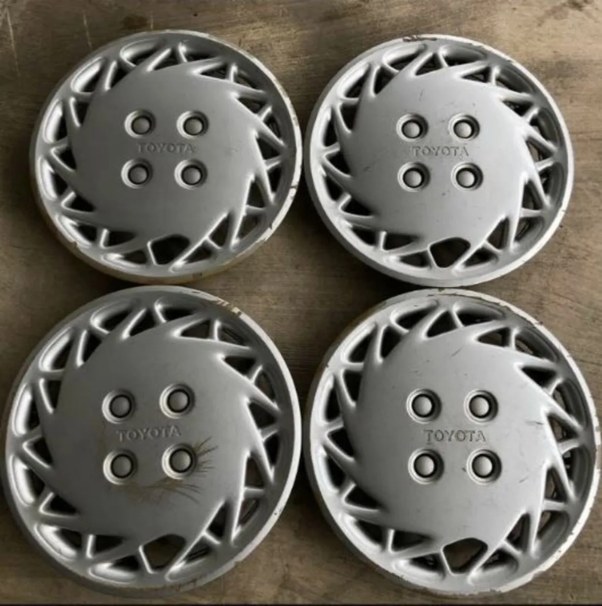 Used toyota hubcaps store