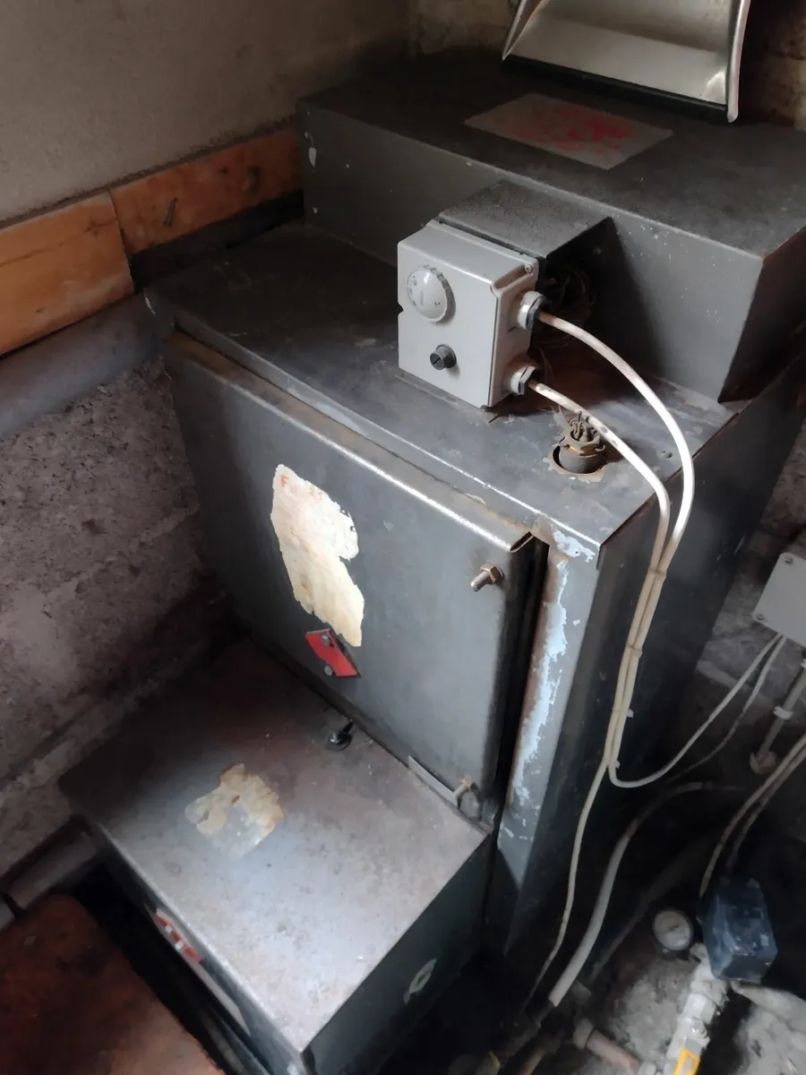 Firebird 120 Oil boiler for sale in Co. Cork for €300 on DoneDeal