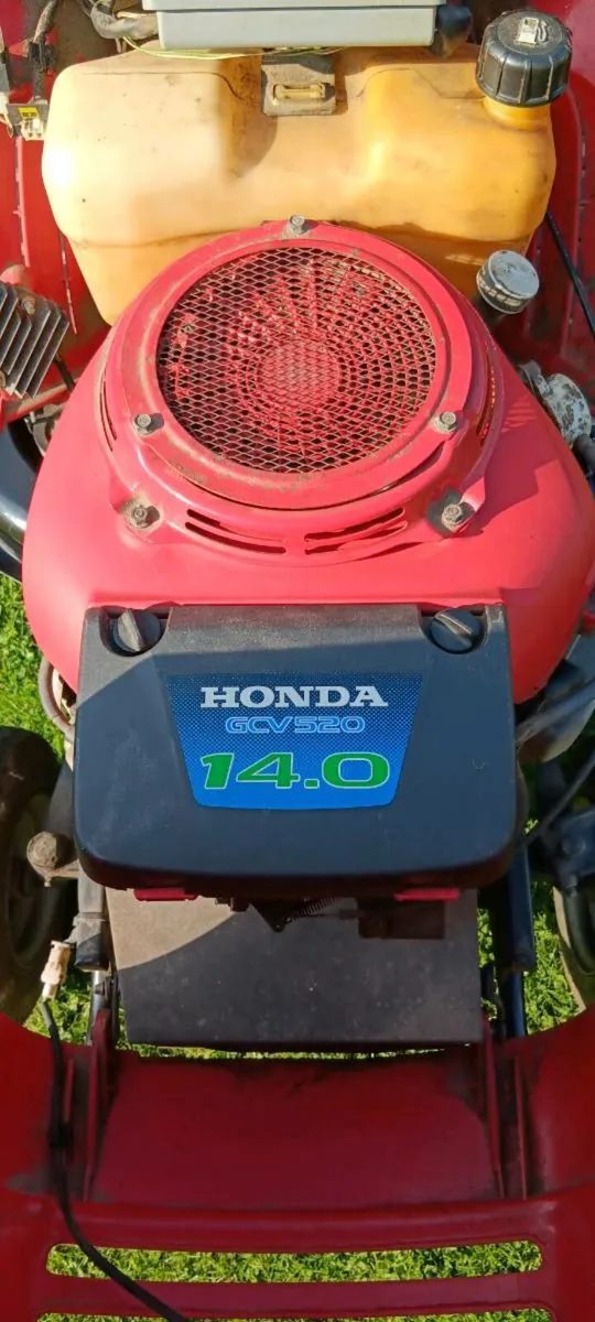 Honda mower with twin cylinder Honda engine for sale in Co. Offaly for ...