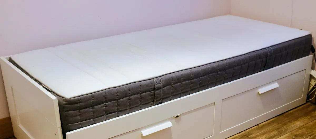 Hovag mattress single store