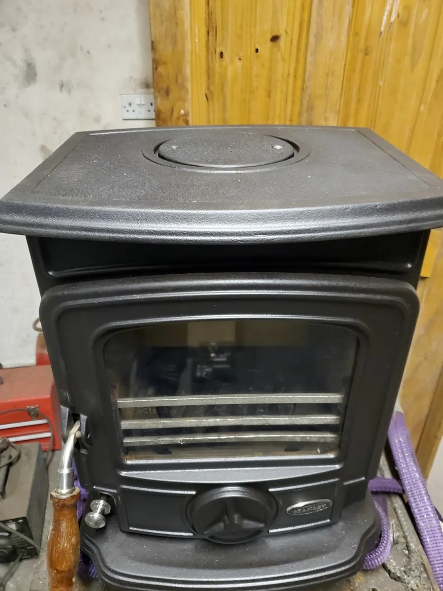 Stanley Oisin solid fuel stove as new for sale in Co. Roscommon for € ...