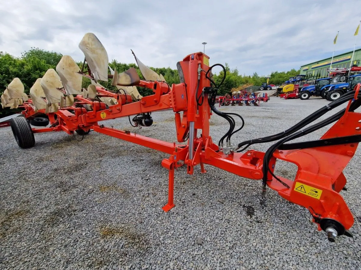KUHN CHALLENGER 7 FURROW PLOUGH for sale in Co. Dublin for €15,000 on ...