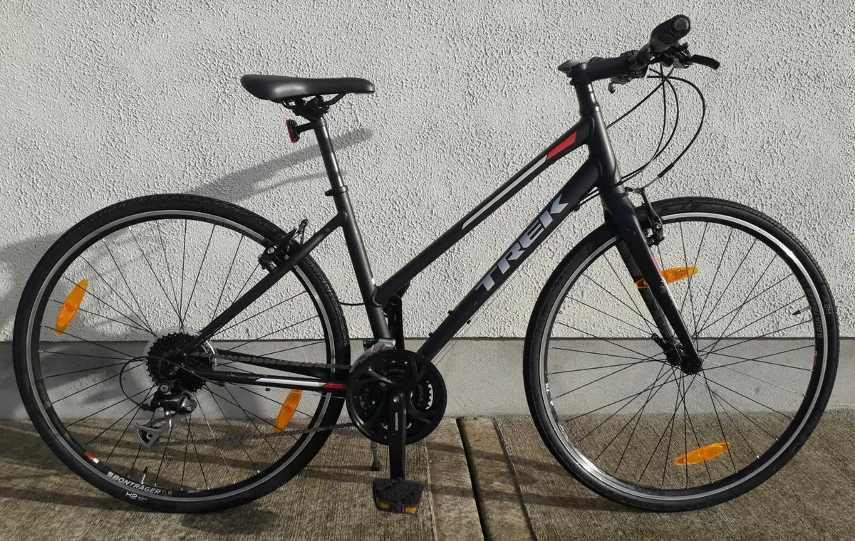 Ladies Trek FX3 Hybrid Bike for sale in Co. Kildare for €210 on DoneDeal