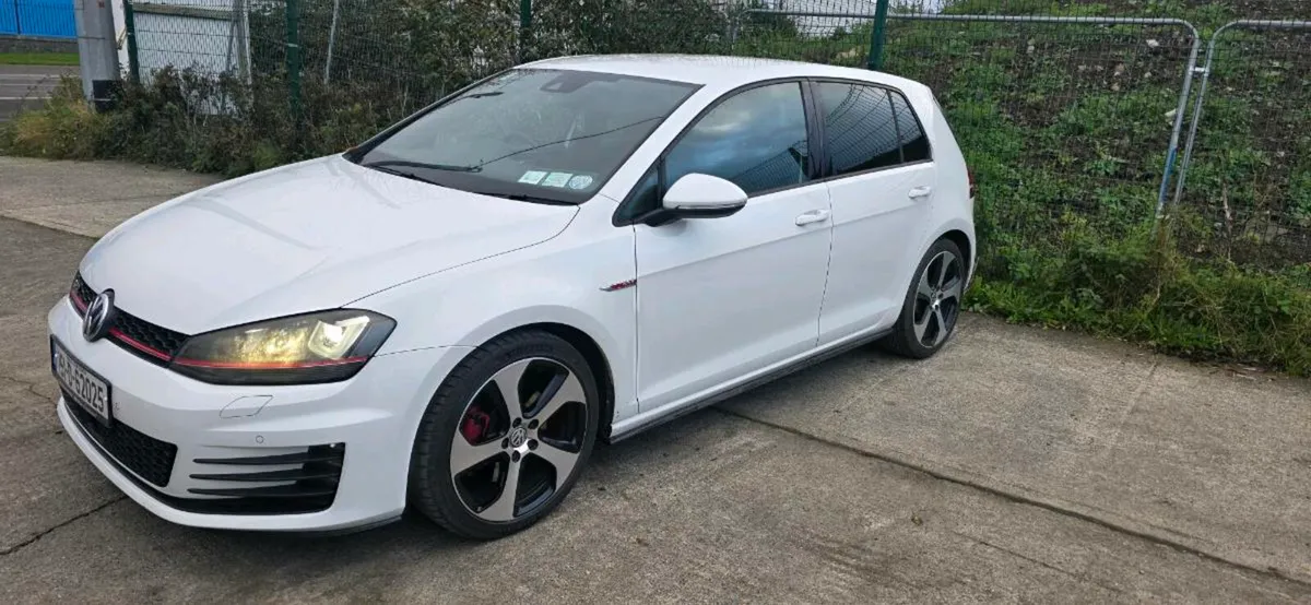 Volkswagen Golf Gti ( DCC model ) for sale in Co. Dublin for €18,500 on DoneDeal
