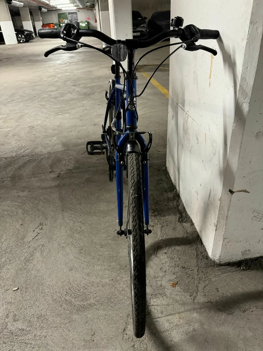 Hybrid bicyle - with bike lock & helmet for sale in Co. Dublin for €90 on DoneDeal