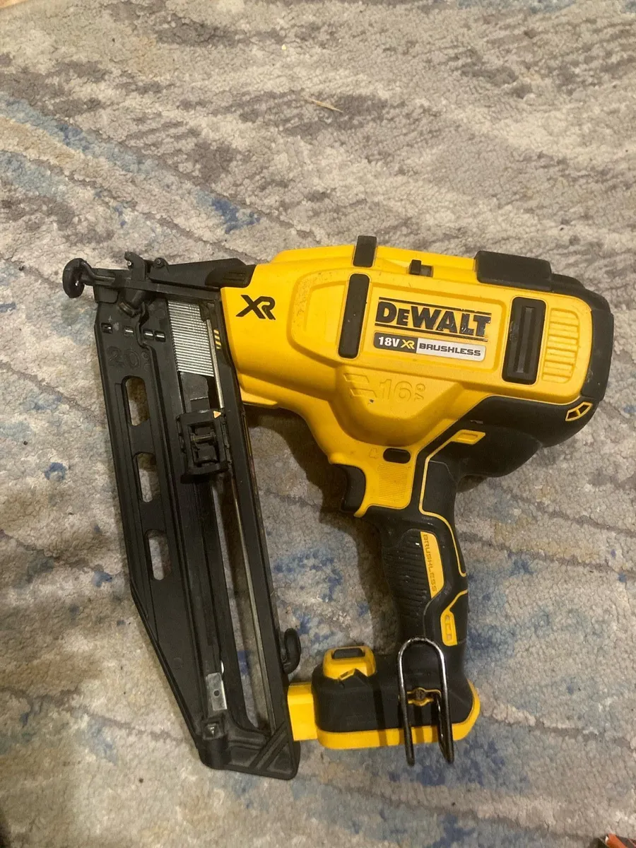 Dewalt nail gun for sale in Co. Roscommon for €350 on DoneDeal