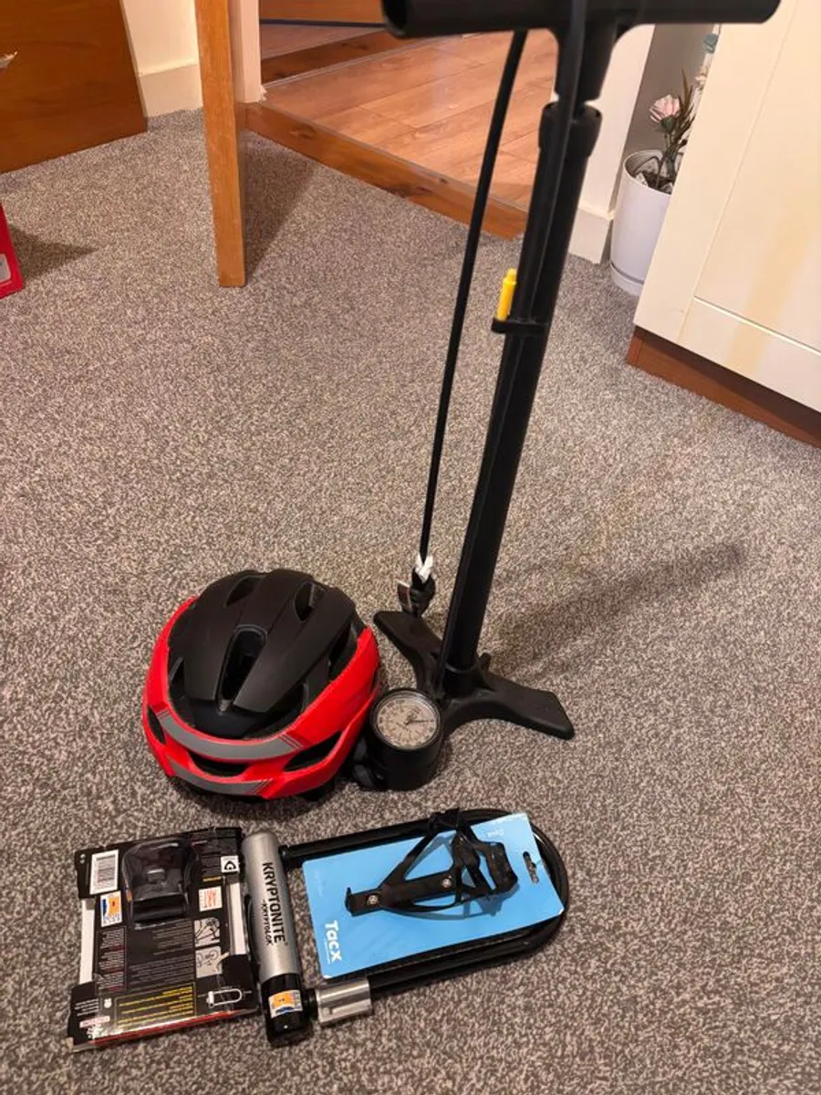 Liv Rove 4 XS Hybrid Bike - Hardly Used for sale in Co. Dublin for €500 on DoneDeal