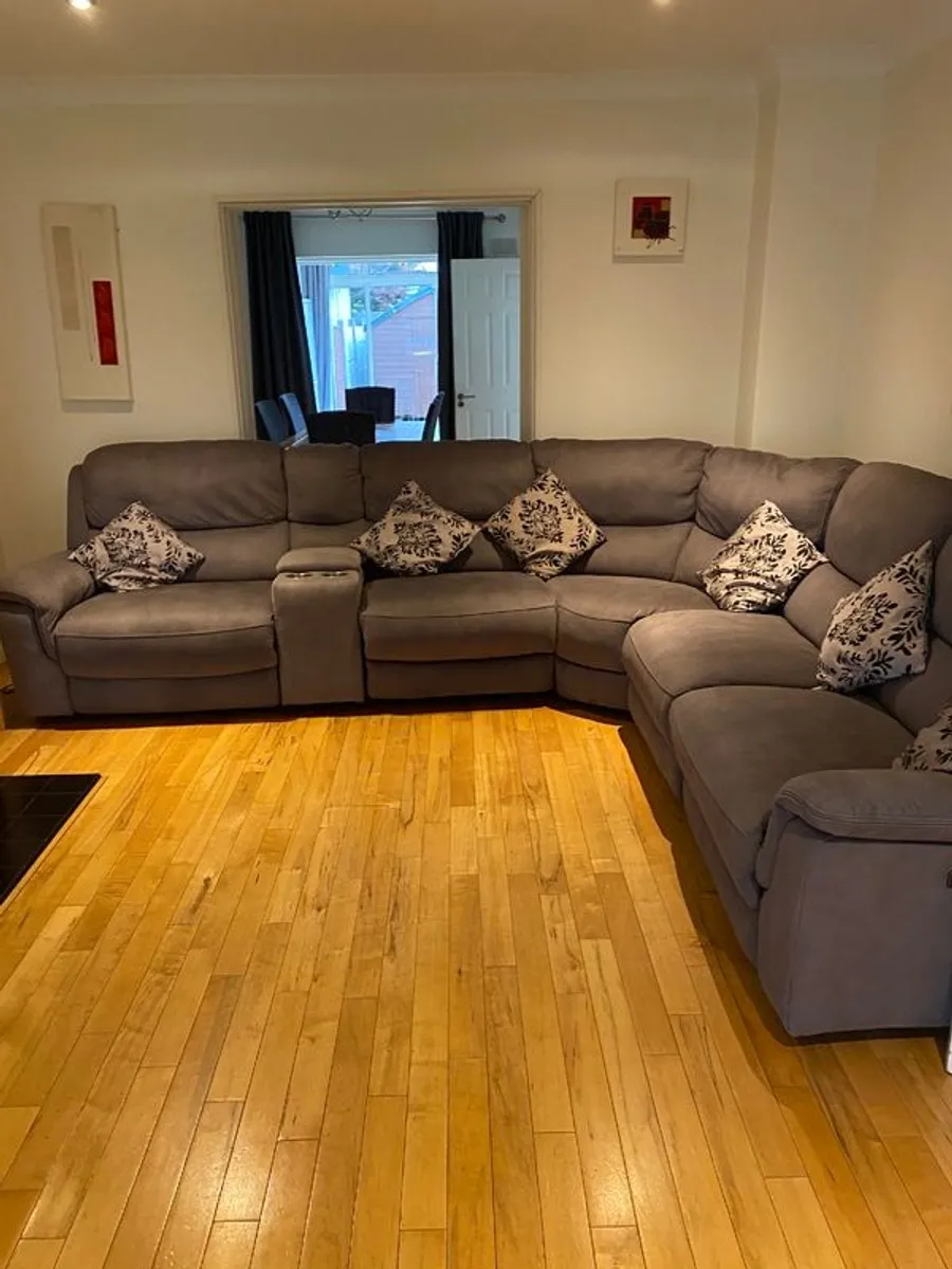 Wrap around couch for sale in Co. Dublin for €1,000 on DoneDeal