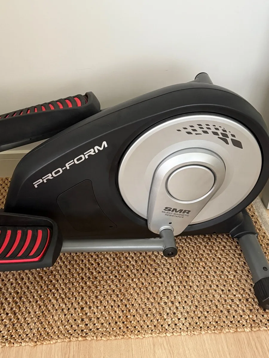 Pro Form Elliptical machine for sale in Co. Dublin for €220 on DoneDeal