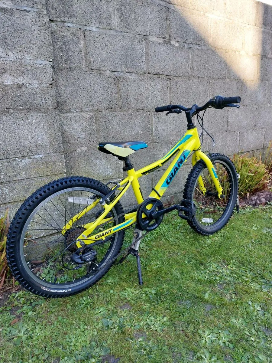 Giant XTC Jr 20" wheel -Kids bike -Ages 4-9yrs old for sale in Co. Dublin for €275 on DoneDeal