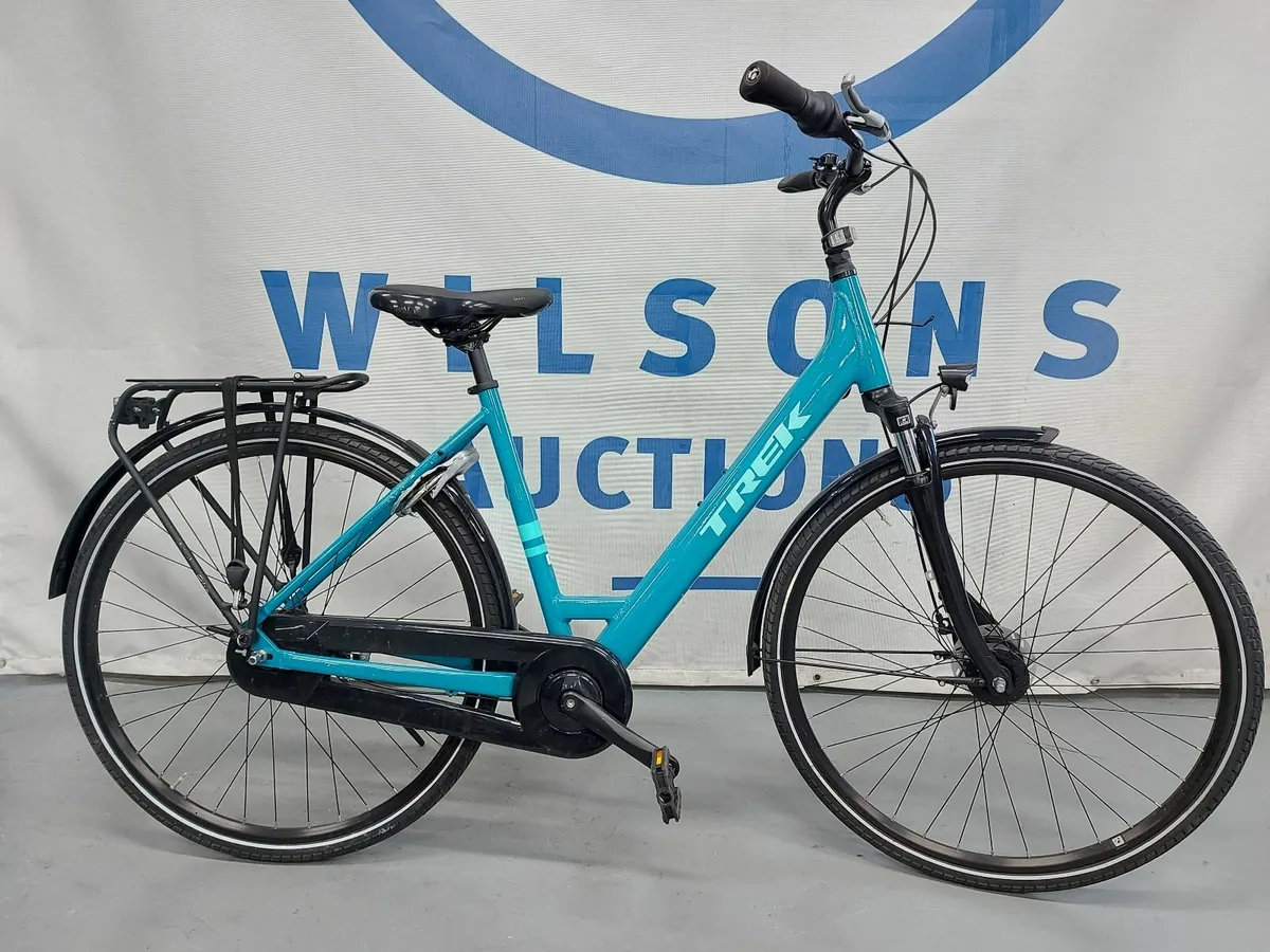 Online Auction of A Trek District Bike & More! for sale in Co. Dublin for €200 on DoneDeal