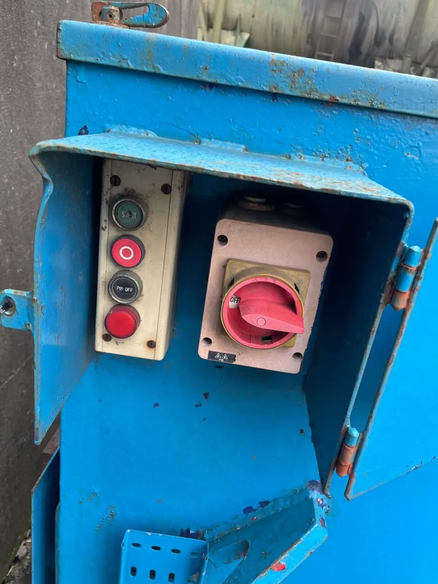 Rubbish Cardboard baler for sale in Co. Tyrone for £800 on DoneDeal