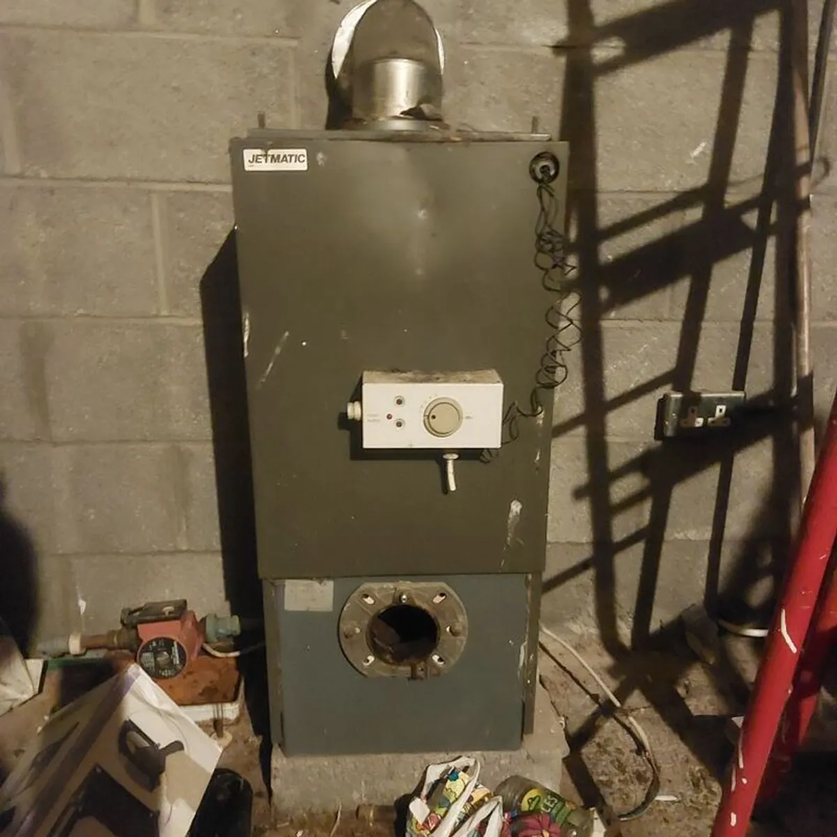 oil boiler for sale in Co. Carlow for €100 on DoneDeal