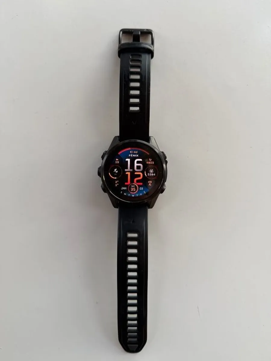 Garmin Fenix 8 43mm for sale in Co. Wicklow for €710 on DoneDeal