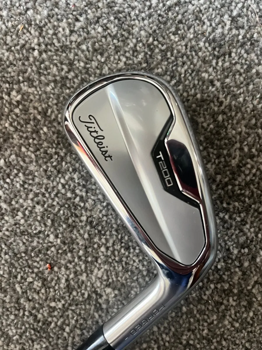Titleist T200 4 Iron for sale in Co. Cork for €110 on DoneDeal