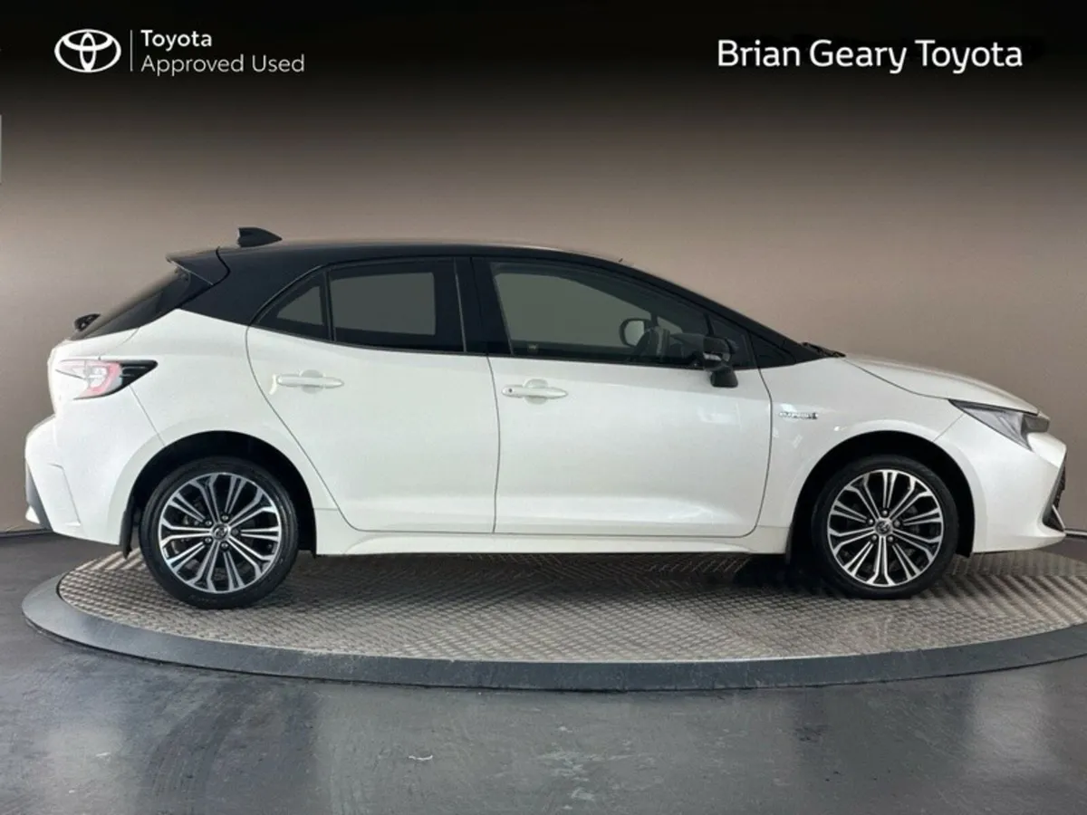 Toyota Corolla HYBRID LUNA SPORT H/B for sale in Co. Limerick for € ...