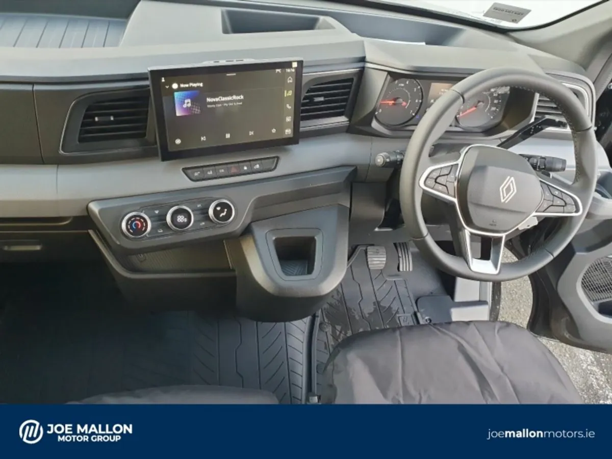 Renault Master LM40 170 EDC Advance Ex Vat price - for sale in Co ...