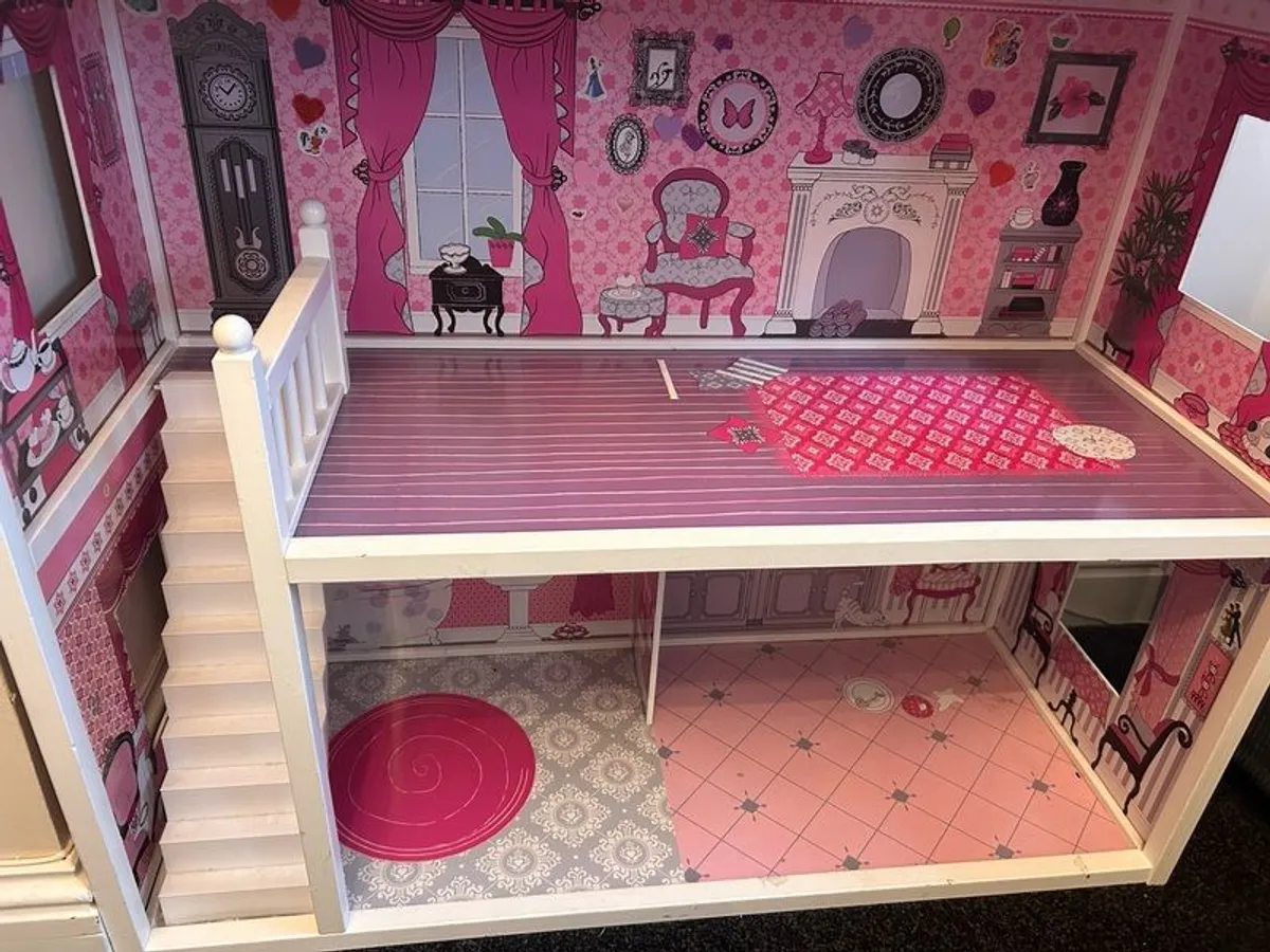 Isabelle Dolls House for sale in Co. Dublin for €0 on DoneDeal