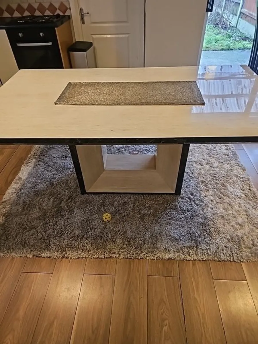 kitchen table 1600mm/1000mm for sale in Co. Dublin for €300 on DoneDeal