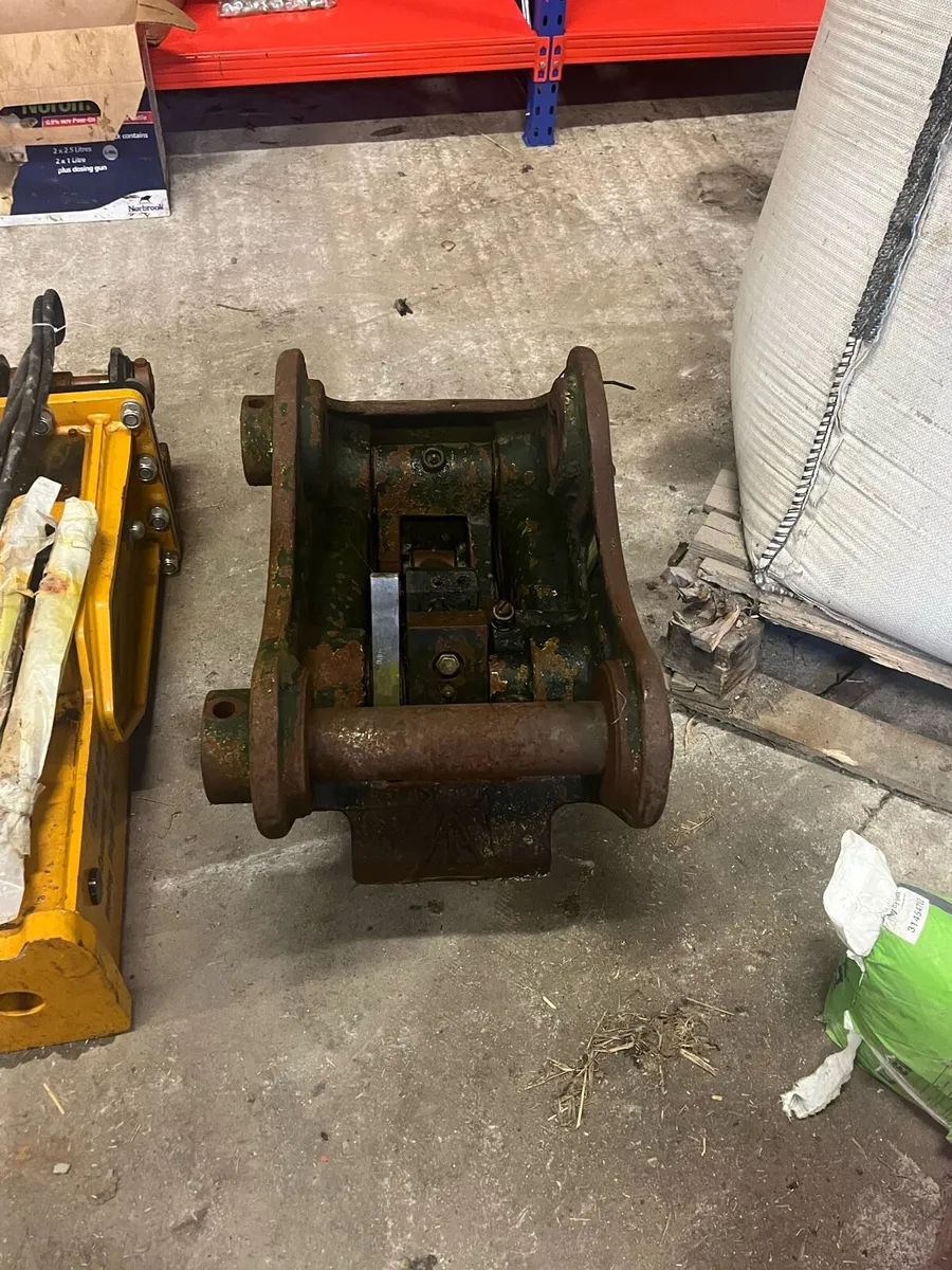 Miller quick hitch for sale in Co. Galway for €1,200 on DoneDeal