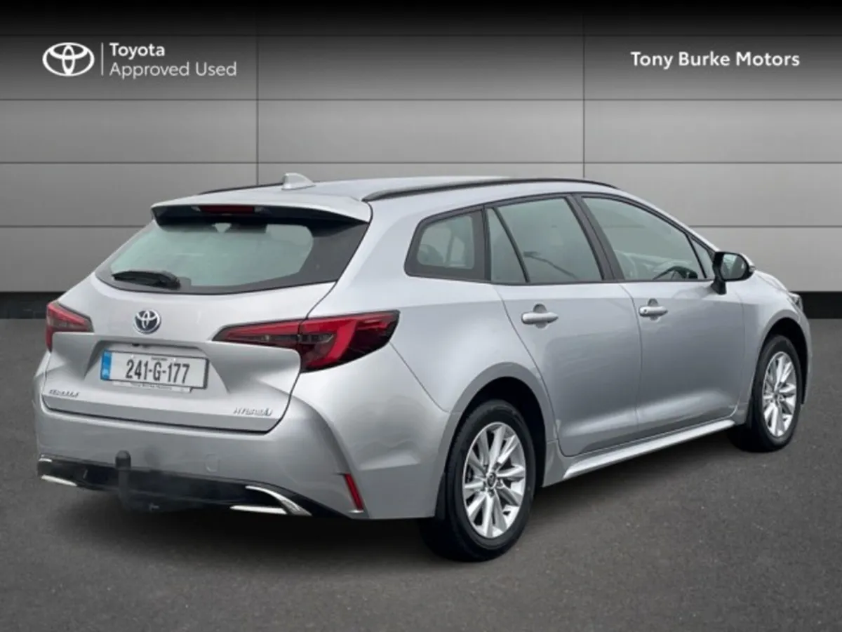 Toyota Corolla Tourer Estate Hybrid - Luna Edition for sale in Co ...