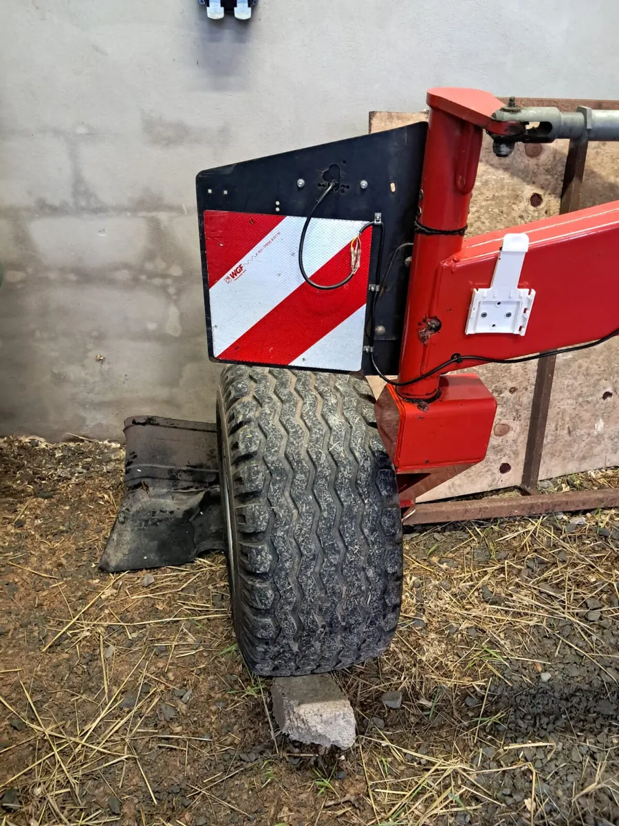 2019 KVERNELAND 9472 RAKE for sale in Co. Fermanagh for €1,230 on DoneDeal