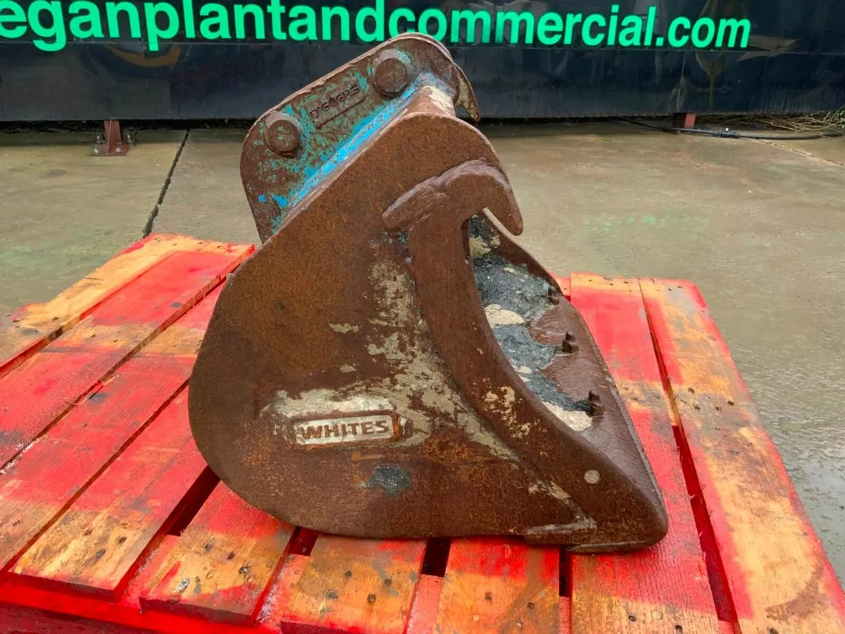24" MINI DIGGER BUCKET........35mm PIN.......#220. for sale in Co ...