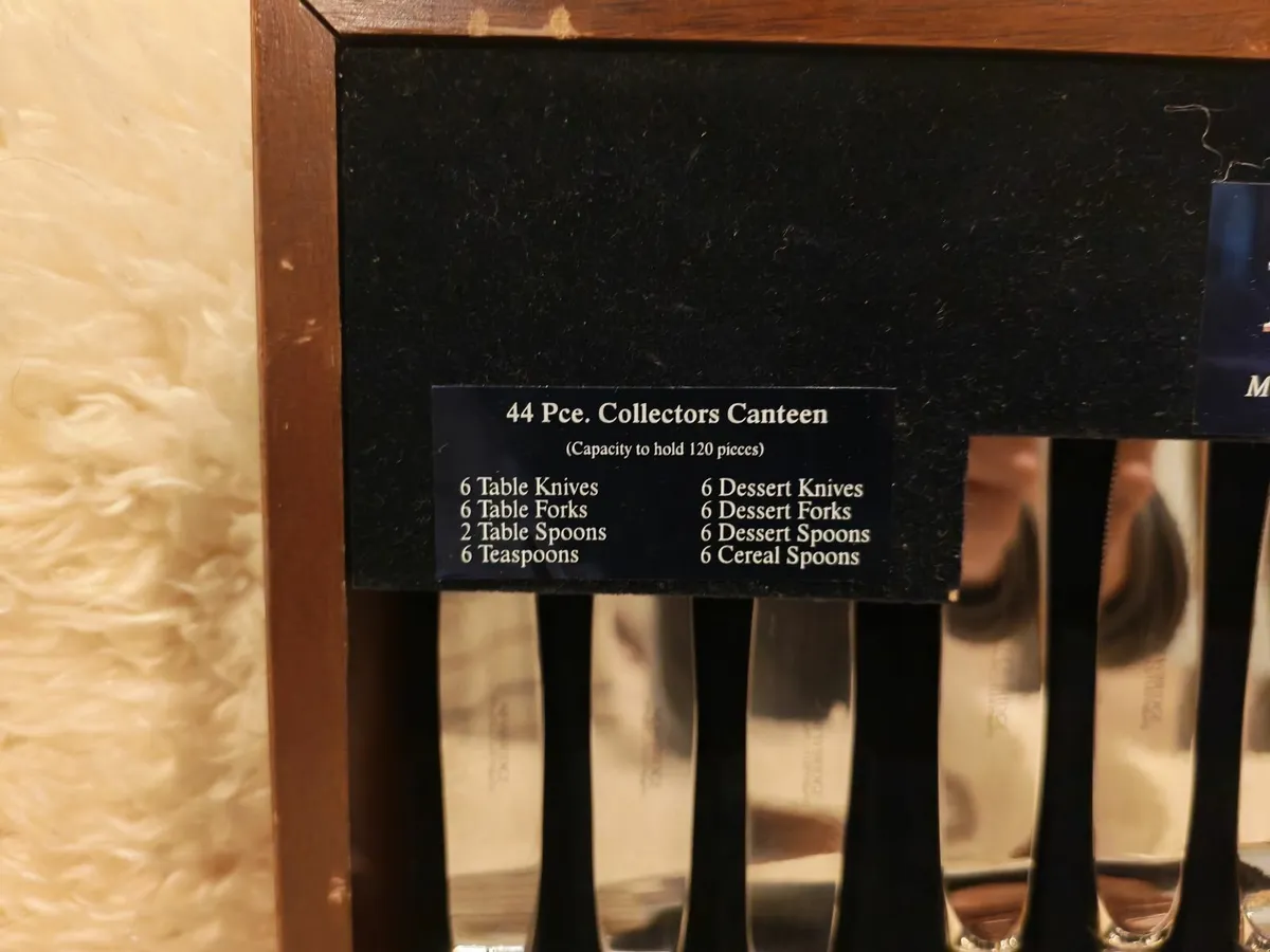 New Bridge Kings 44-Piece Collectors Canteen for sale in Co. Limerick ...